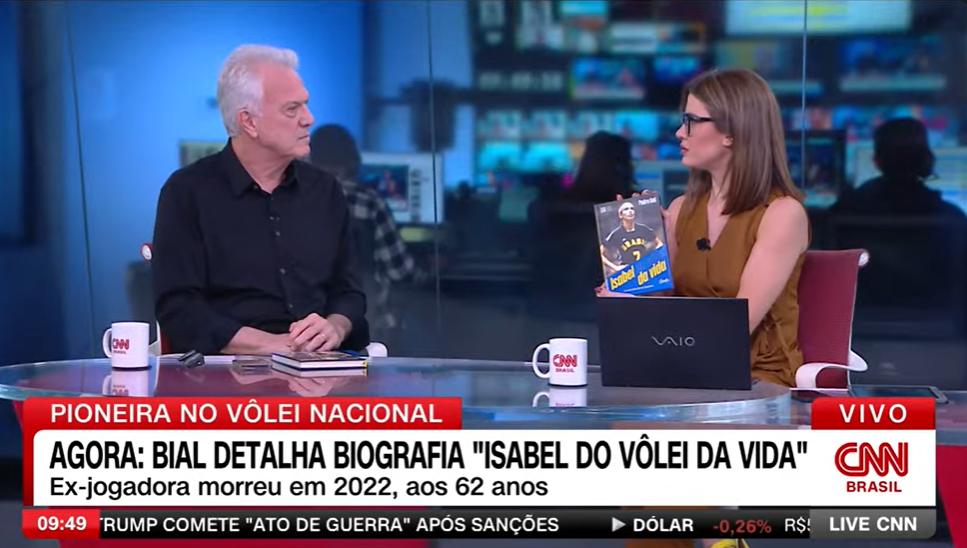 Pedro Bial homenageia Isabel Salgado em entrevista à CNN