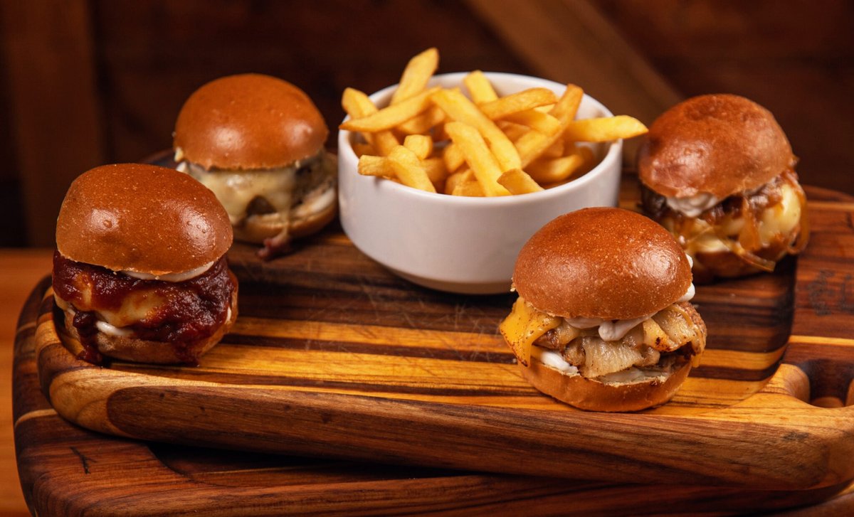 Rodízio de Mini Burgers chega ao BistrOgro na Barra